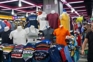 MBK Center: Thailands' Biggest Electronics Mall